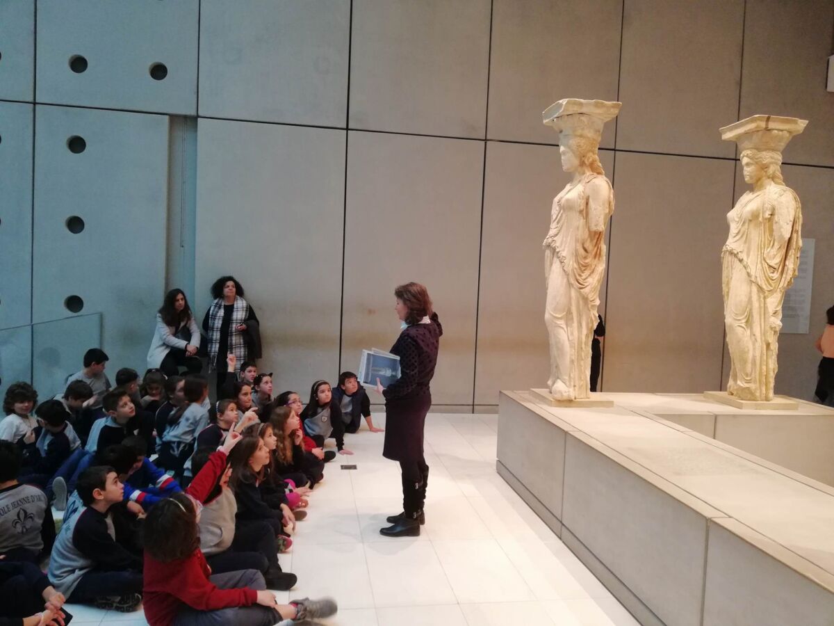 Η Δ' ΤΑΞΗ ΣΤΟ ΜΟΥΣΕΙΟ ΑΚΡΟΠΟΛΗΣ - Ελληνογαλλική Σχολή