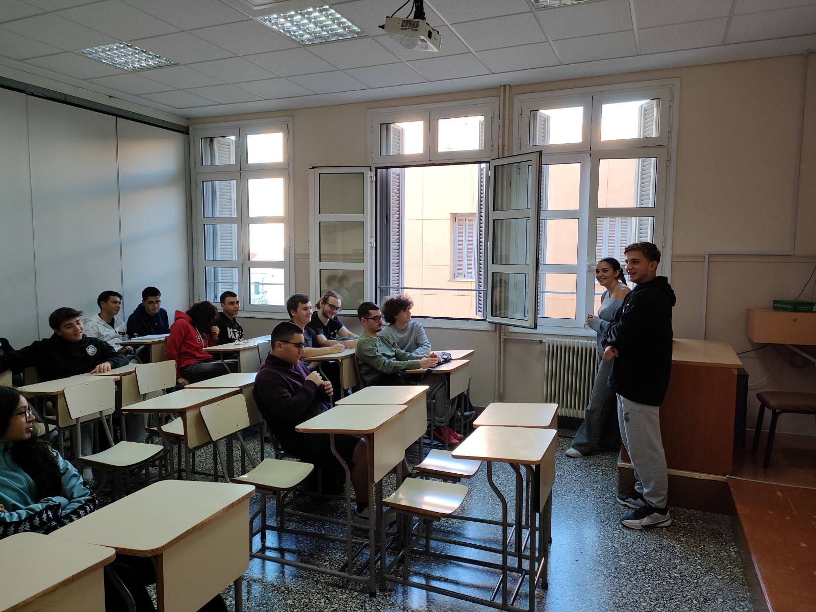 Συνάντηση Αποφοίτων με Μαθητές της Γ' Λυκείου - Συμβουλές για τις ...